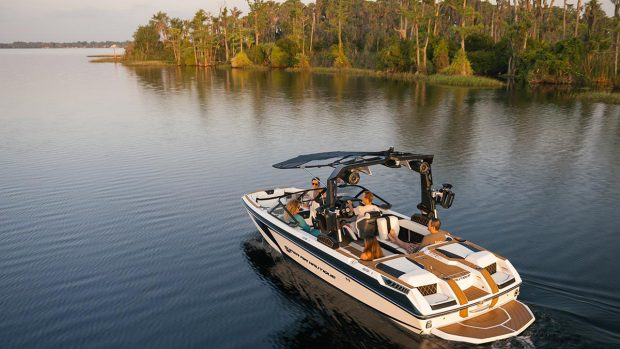Best wake surf boats: 6 top models for creating the biggest wake