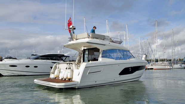 Prestige 420 Fly used boat report: Is this the ideal family boat?