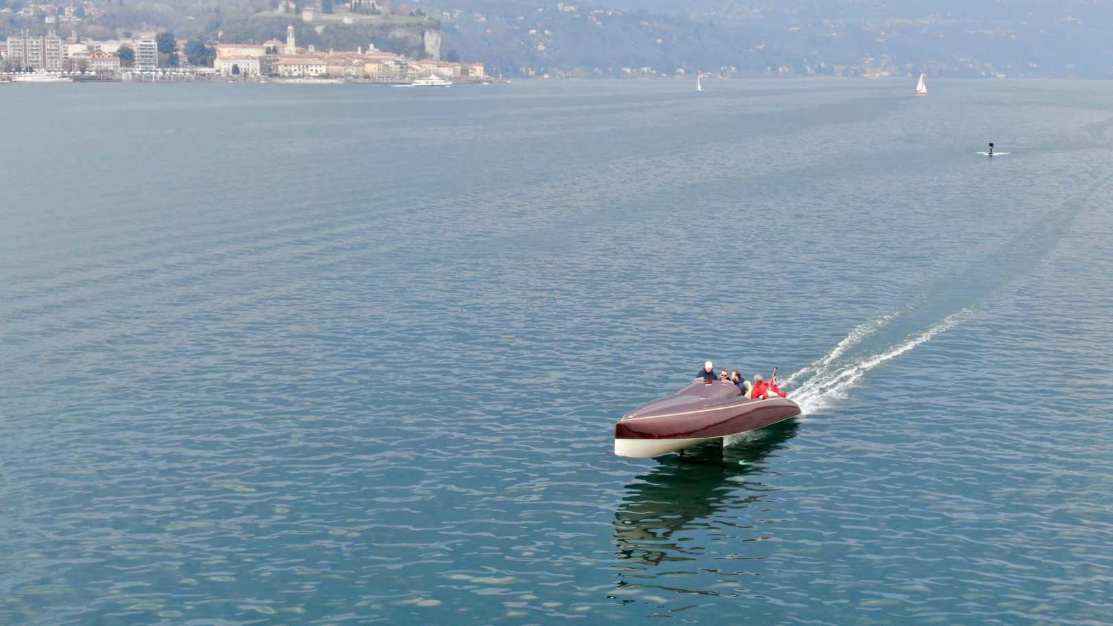 Spirit Yachts launches spectacular long-range electric flying boat