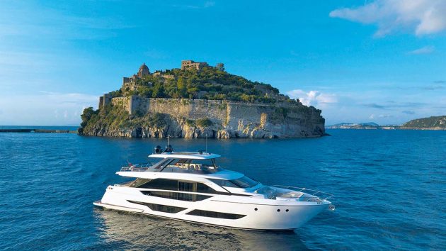 Ferretti 860 review: The more things change the more they stay the same