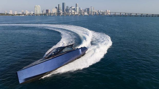 Wallypower 58X first look: Italian style icon joins the outboard revolution