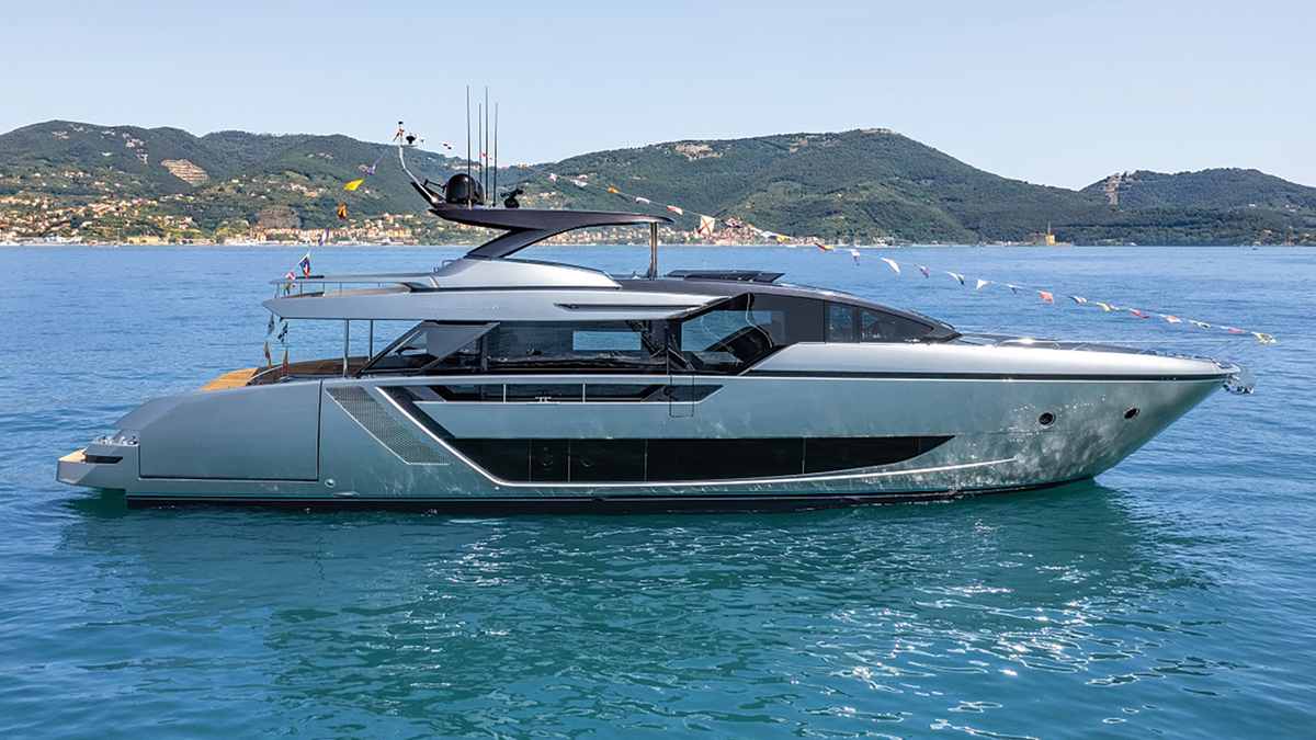 Riva 82 Diva yacht tour: €6m Italian stunner is all about al fresco living