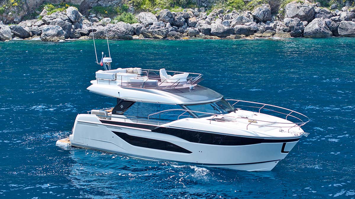 Prestige F4 first look: French brand moves upmarket with new flybridge
