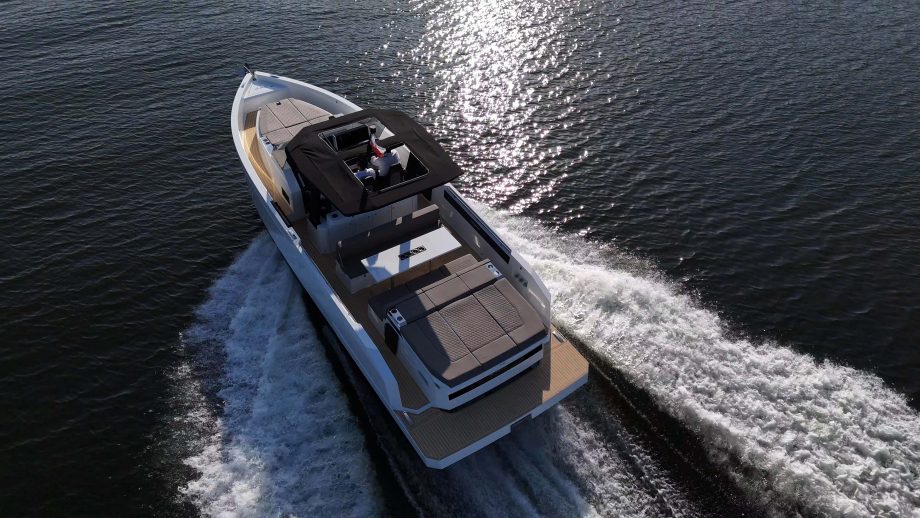 De Antonio D32 first look: Spanish yard unveils ‘revolutionary’ day cruiser