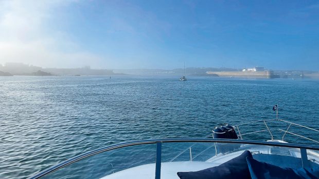 How to deal with fog at sea and top tips for navigating in fog