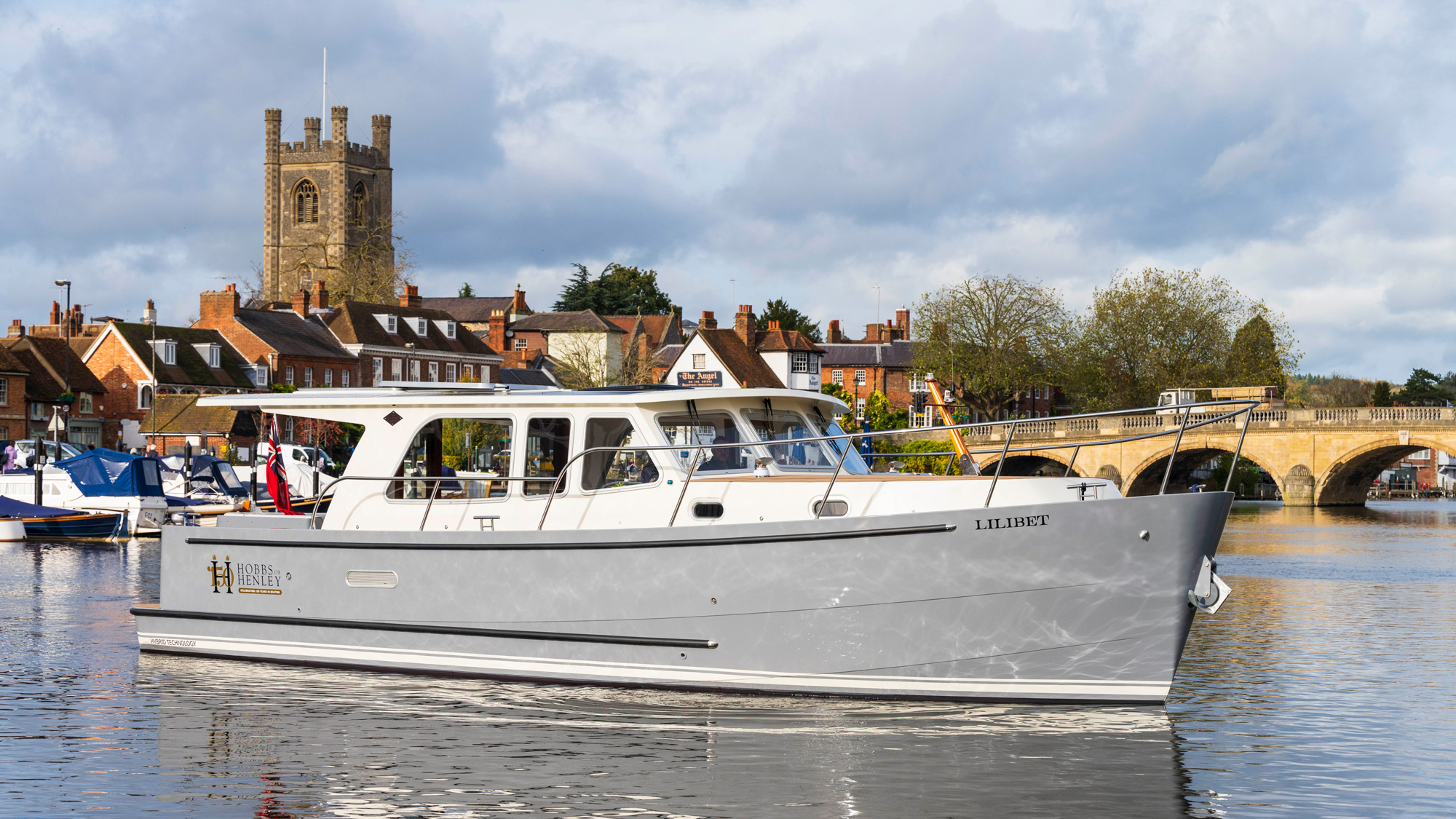 Piper 12C yacht tour: steel cruiser with optional hybrid power