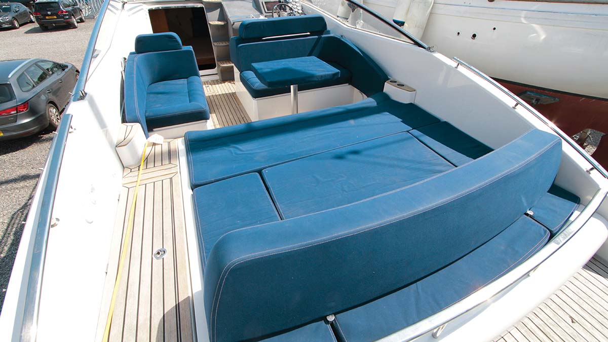 Windy 31 Zonda used boat report: Purist's speedboat delivers huge grins