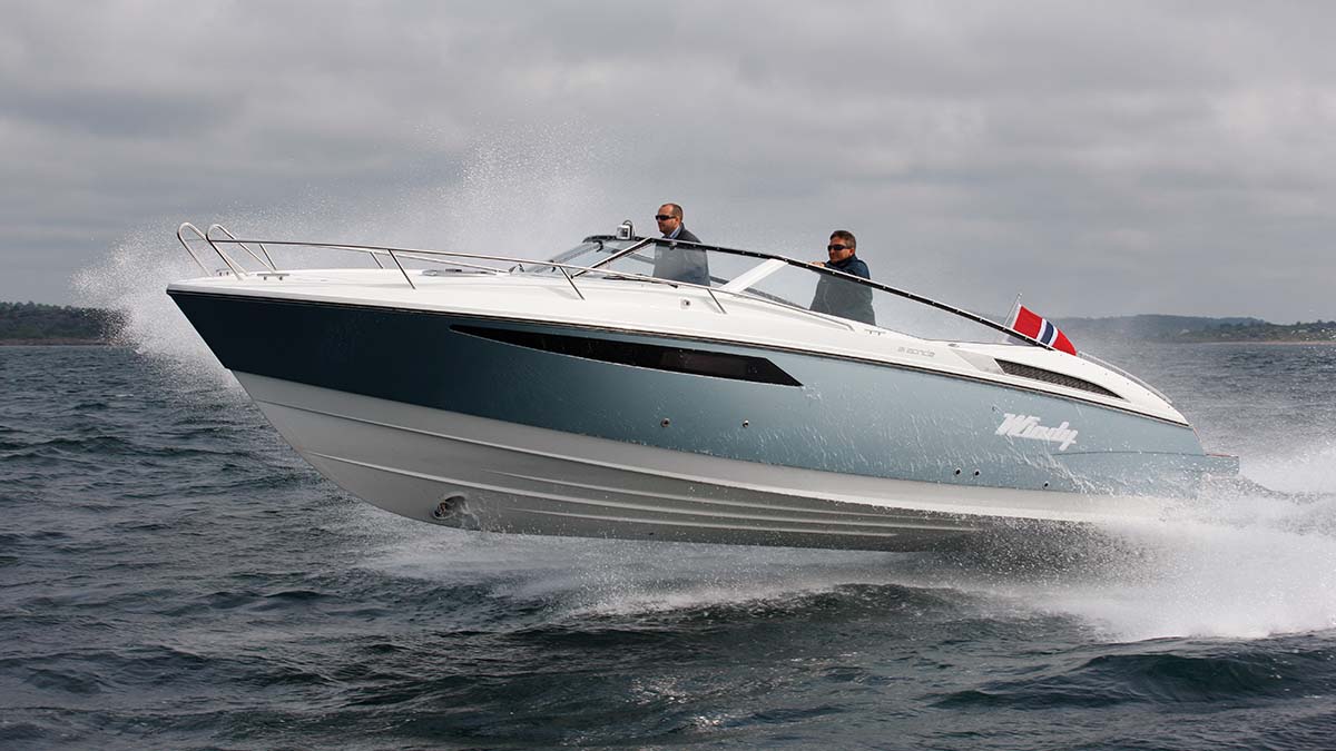 Windy 31 Zonda used boat report: Purist's speedboat delivers huge grins