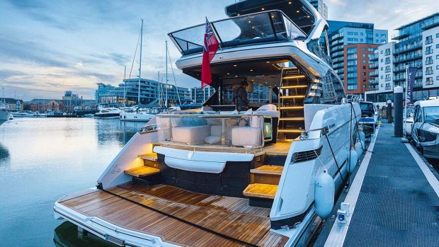 Fairline Squadron 58 review: Is this the world's most exciting 60ft ...