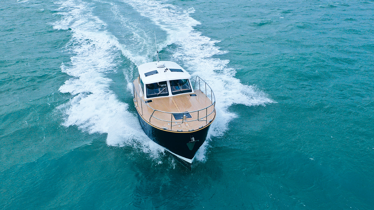How to navigate overfalls in a motorboat: 6 top tips