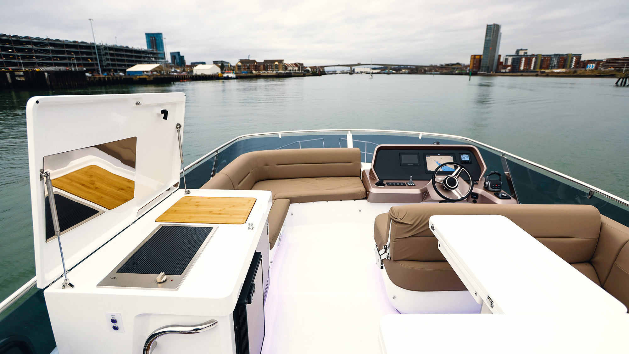 Galeon 440 Fly sea trial: You won't believe how much they've packed in!