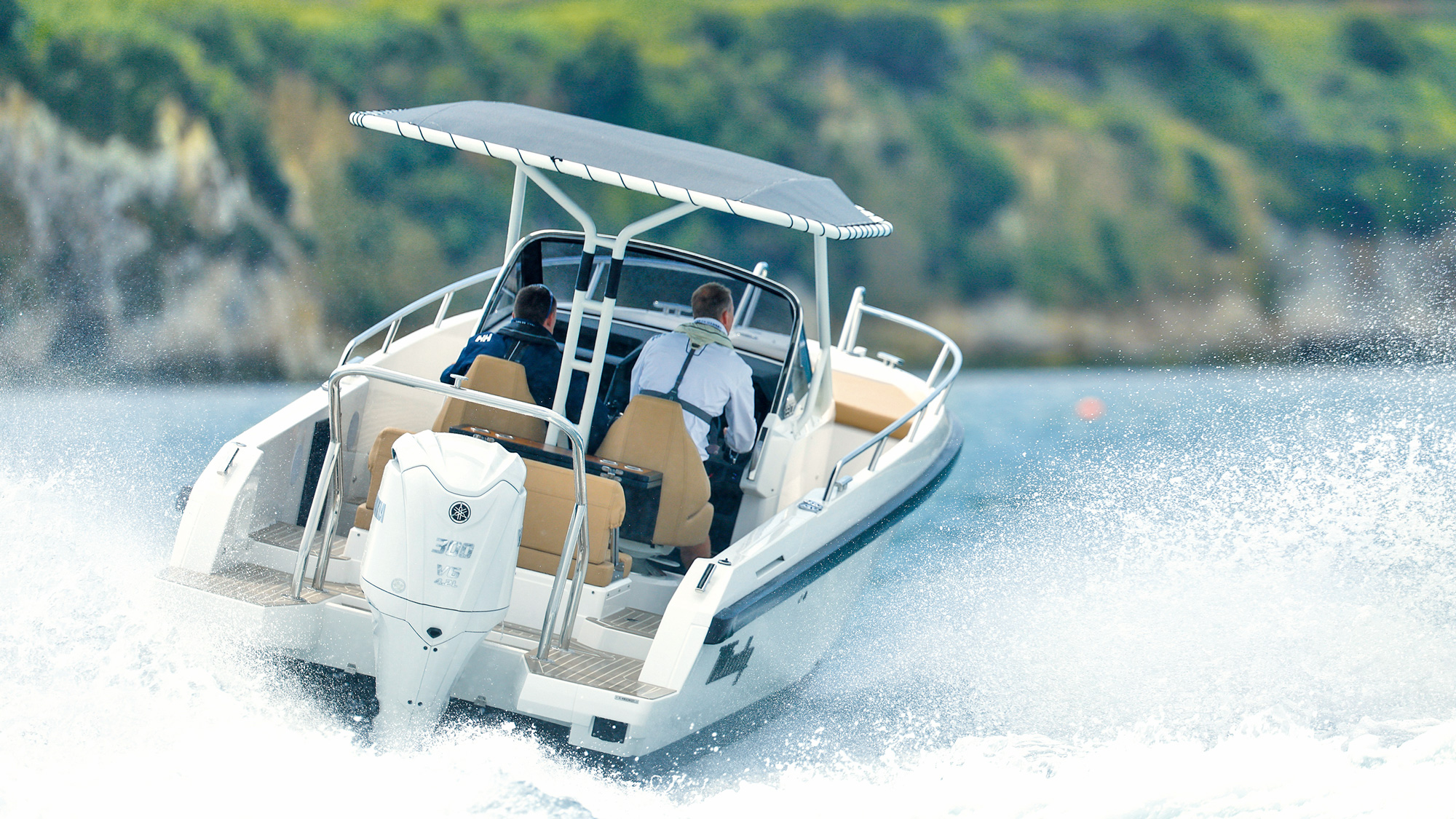 Windy SR28 CC review: world class driving in a smaller package - Motor ...