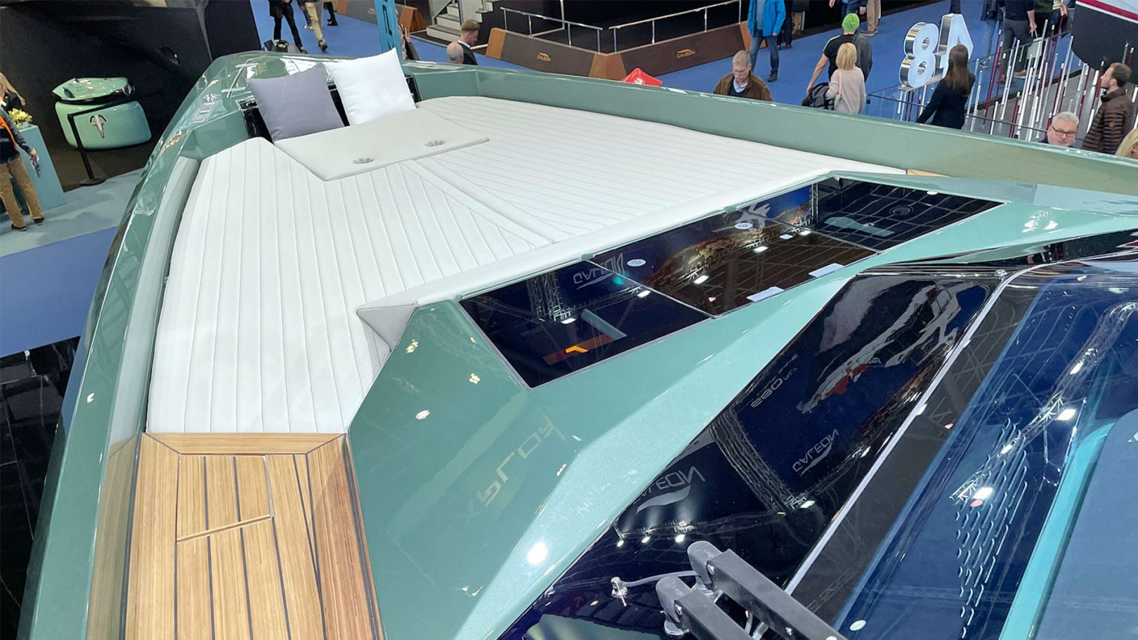 WallyPower 50 tour: Italian beauty with a cool interior trick