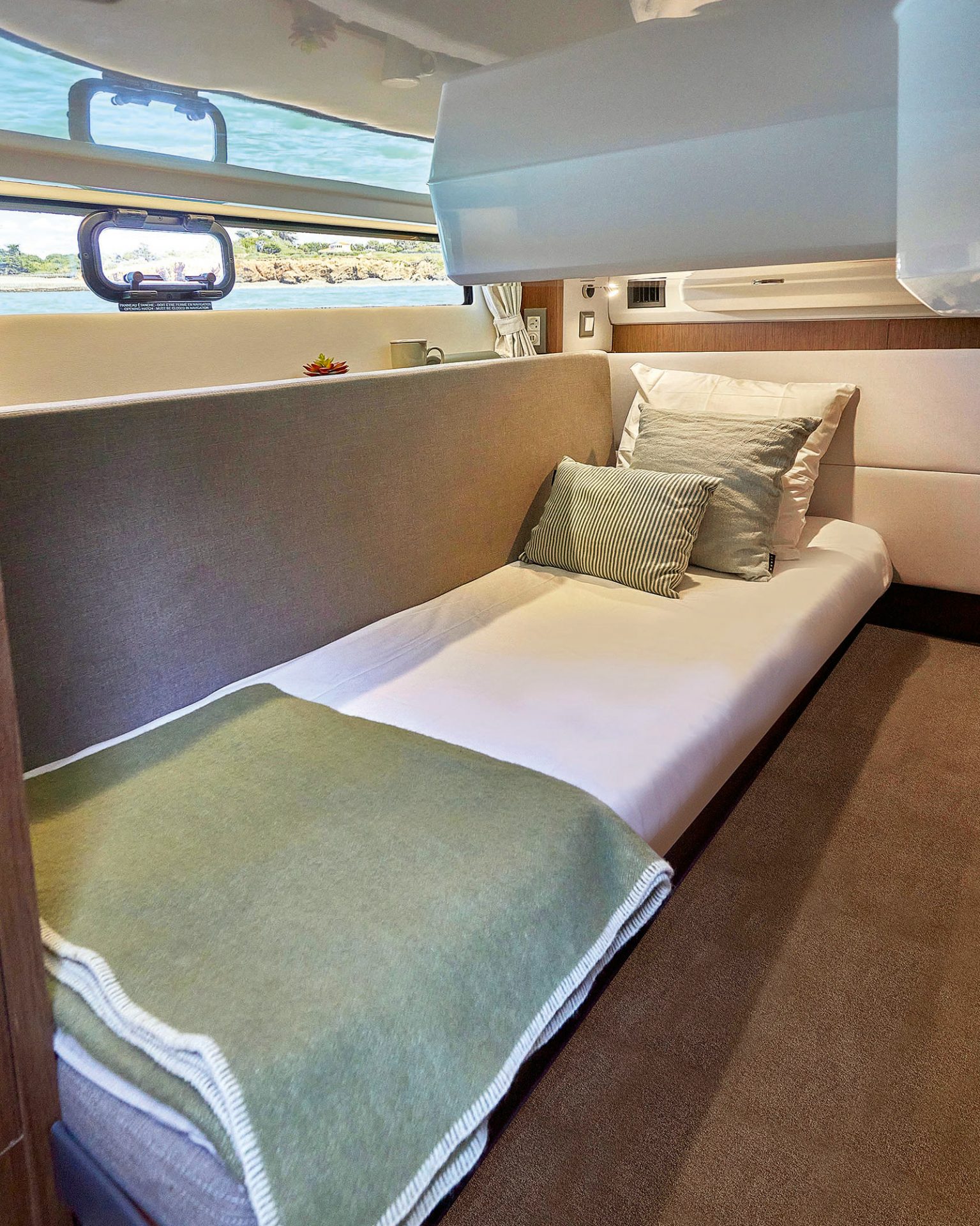 Beneteau Antares 12 review: The boat to beat the Merry Fisher flagship?