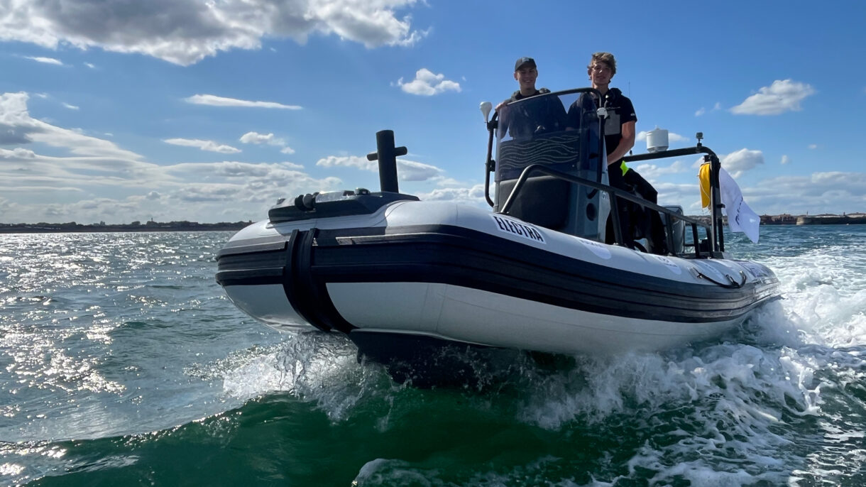 Teenager sets new Round Britain Record in an electric boat