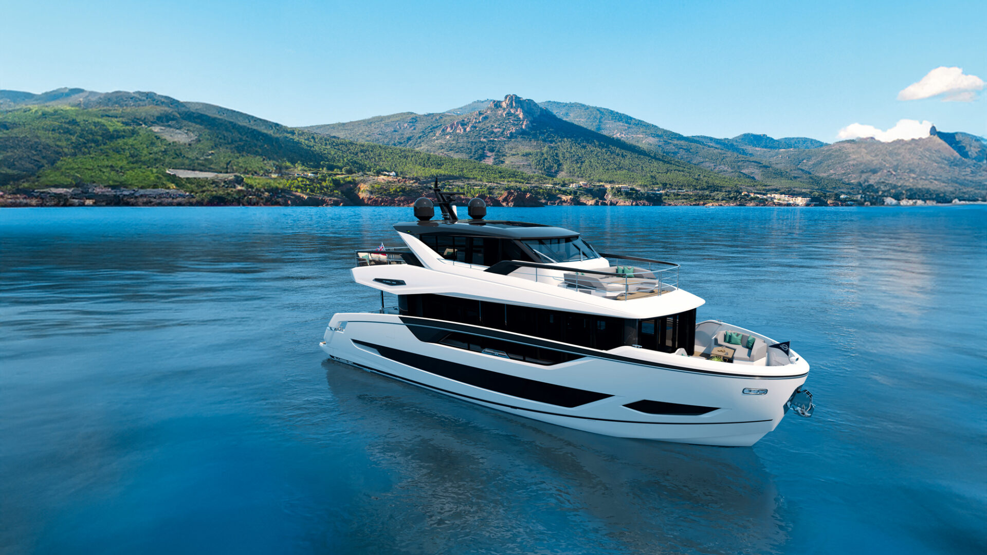 Sunseeker Ocean 156 tour: Compact superyacht that'll blow your mind