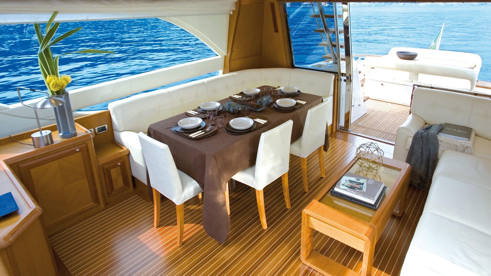 World’s Coolest Boats: Mochi Dolphin 64 Fly - Pulse-Pounding Pastel Panache