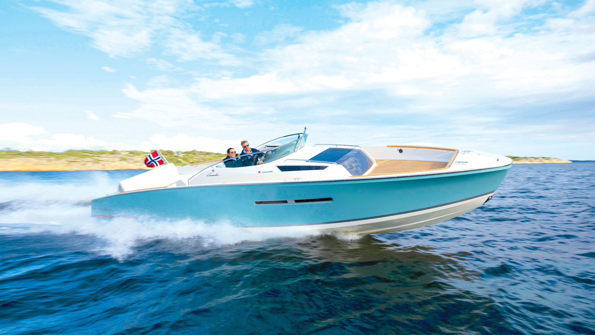 New Boats at Southampton Boat Show: Balt Yachts SunCamper 31