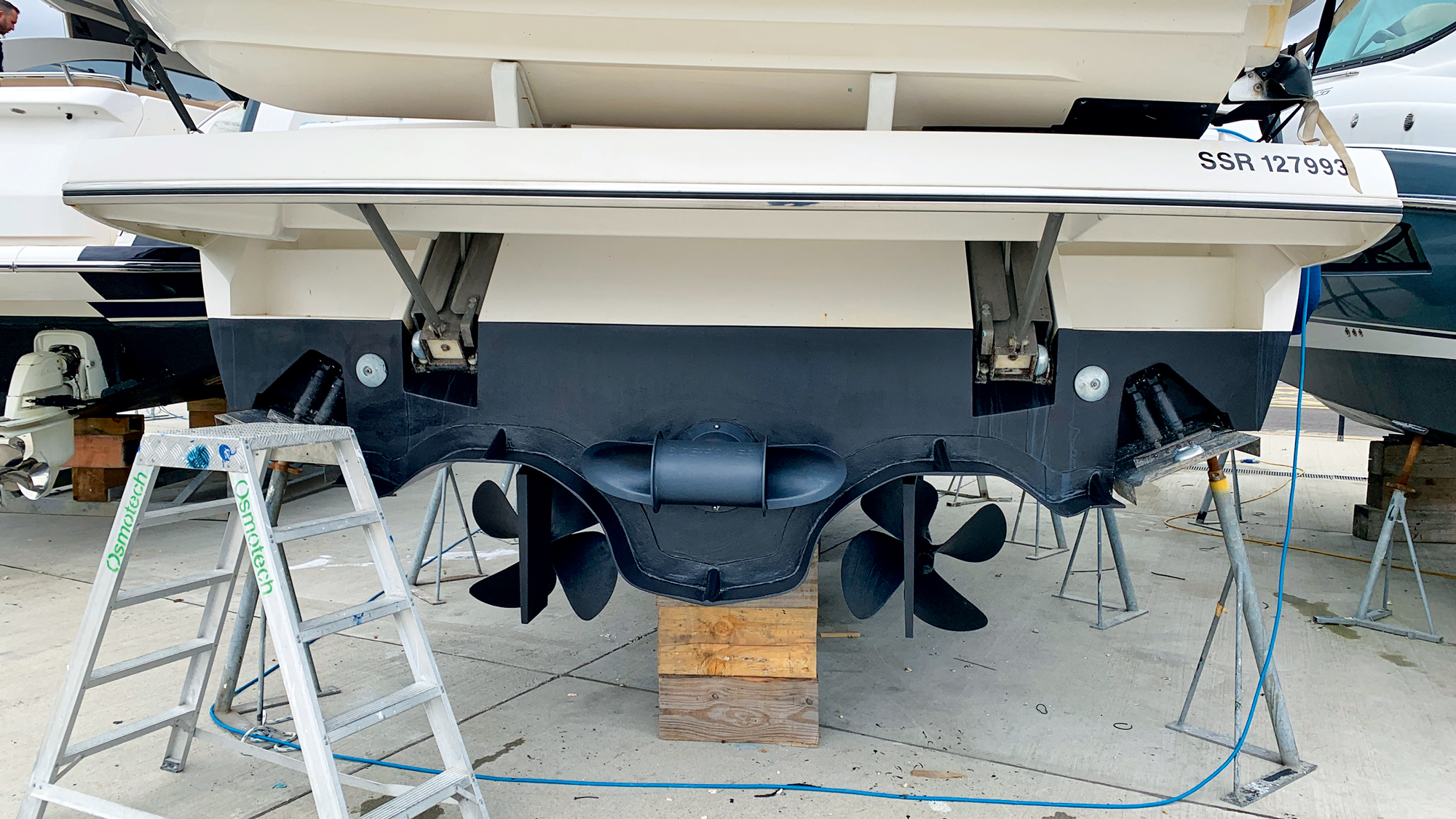 Everything you need to know about bow thrusters & stern thrusters