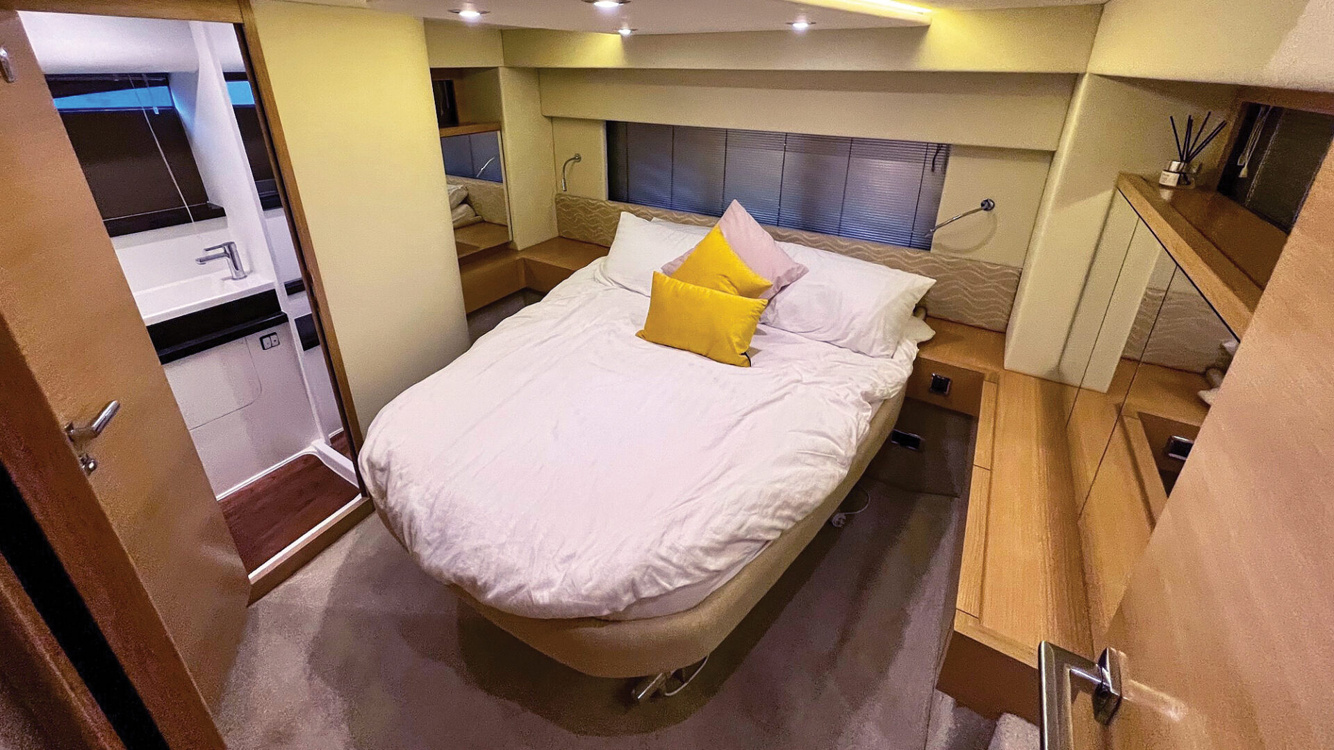 4 of the best motor yachts on the market now for under £250,000