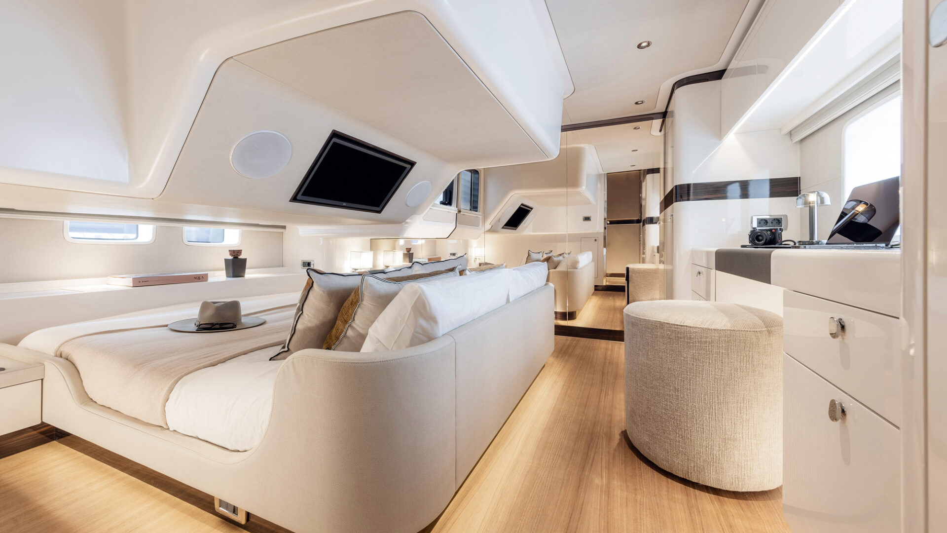 Zeelander Z5 review: 'It’s a boat only a handful of people will ever be ...