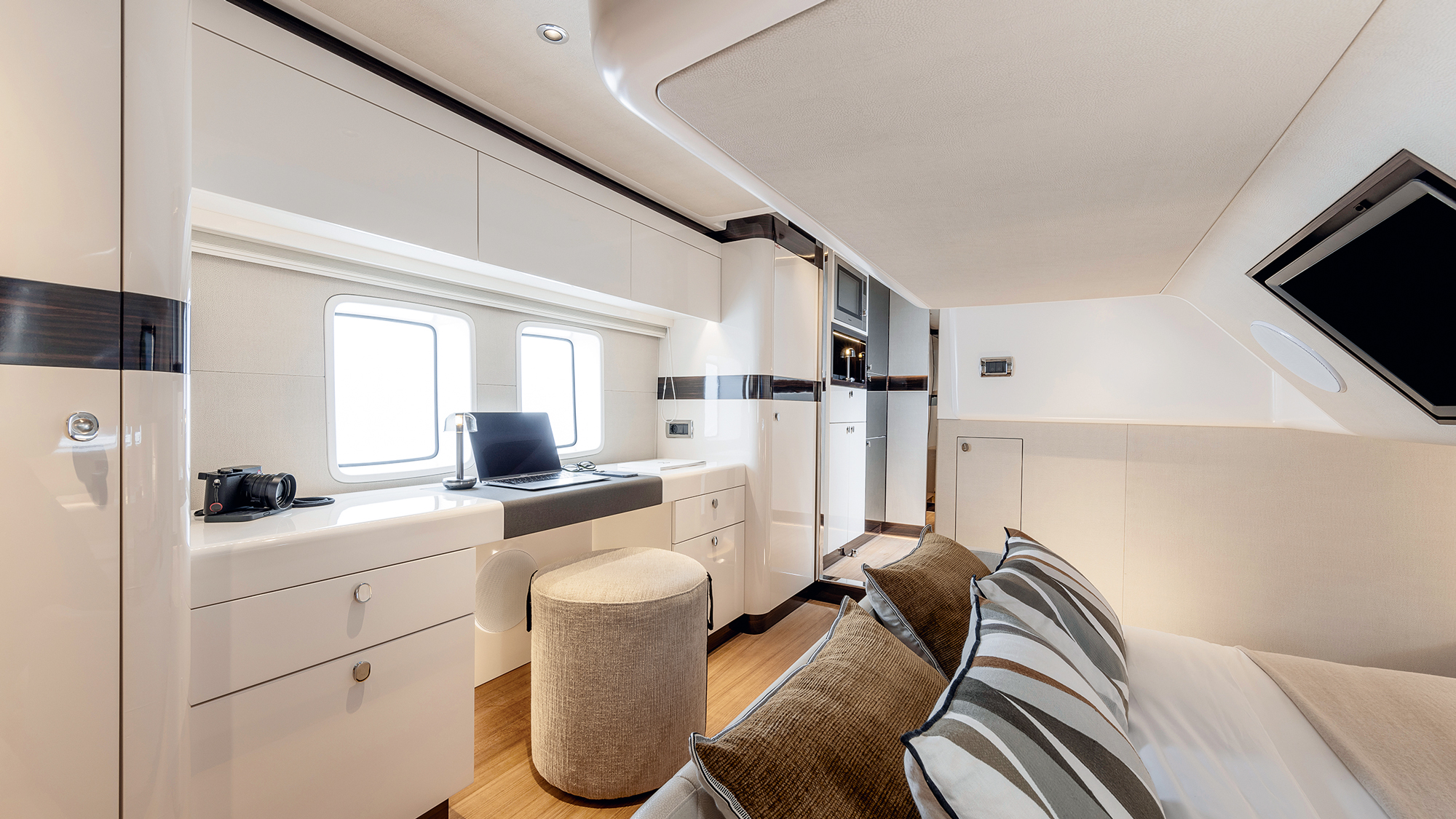 Zeelander Z5 review: 'It’s a boat only a handful of people will ever be ...