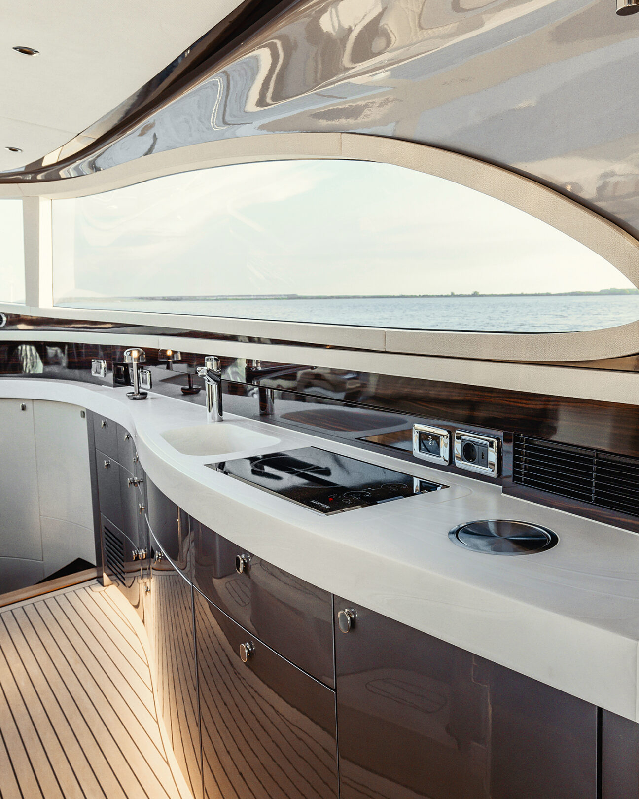 Zeelander Z5 review: 'It’s a boat only a handful of people will ever be ...