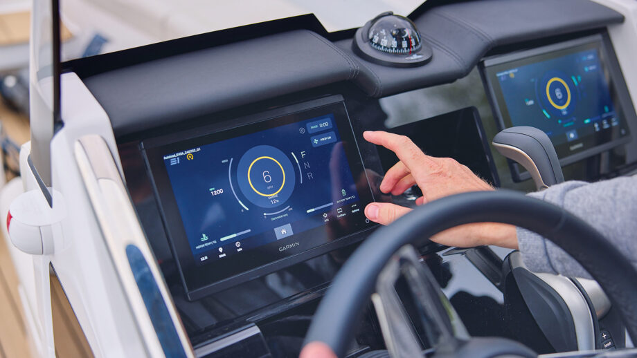 Williams reveals their first electric tender