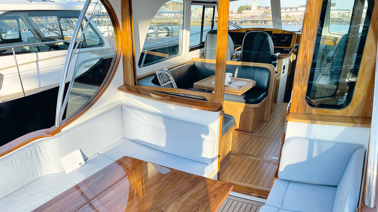 Dale 45 Classic tour: A new and improved gentleman's boat