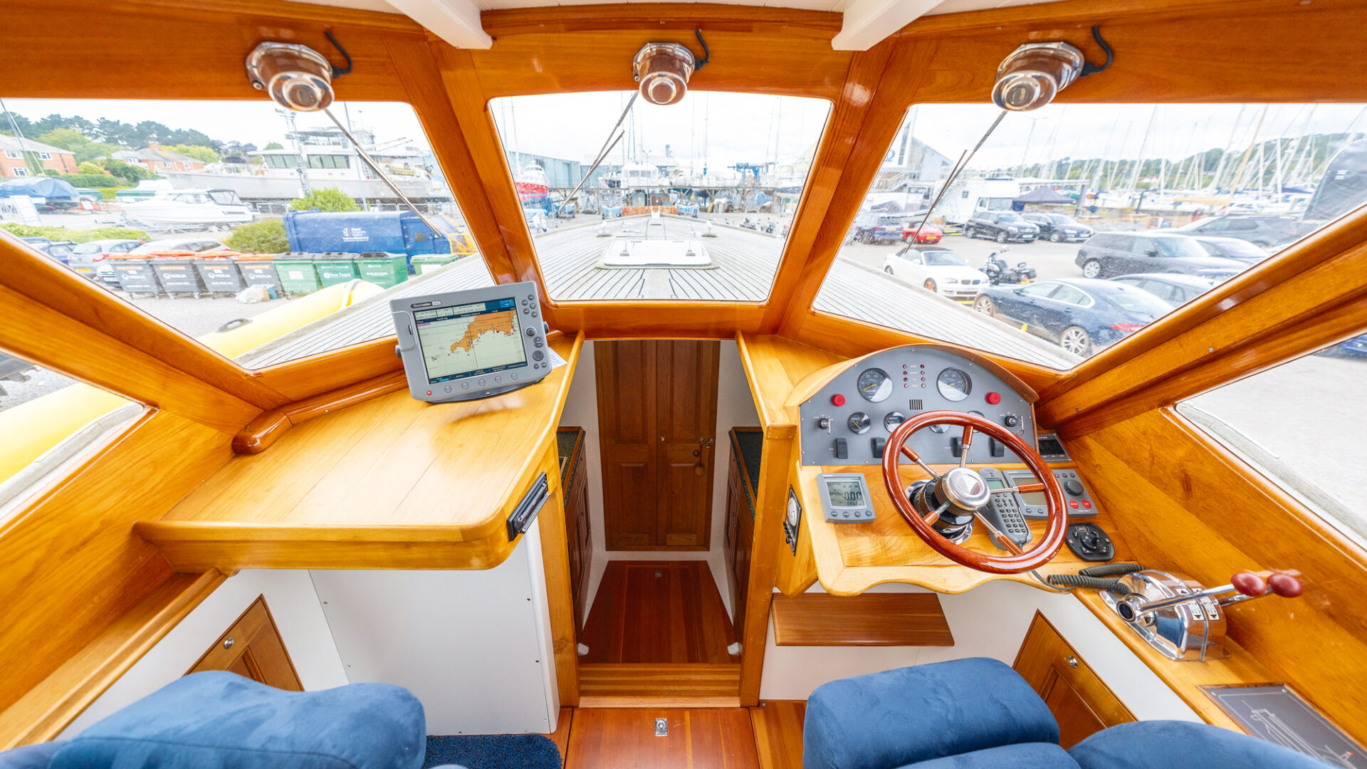 Used Boat Review: Cockwells Custom 32 – A work of maritime art review