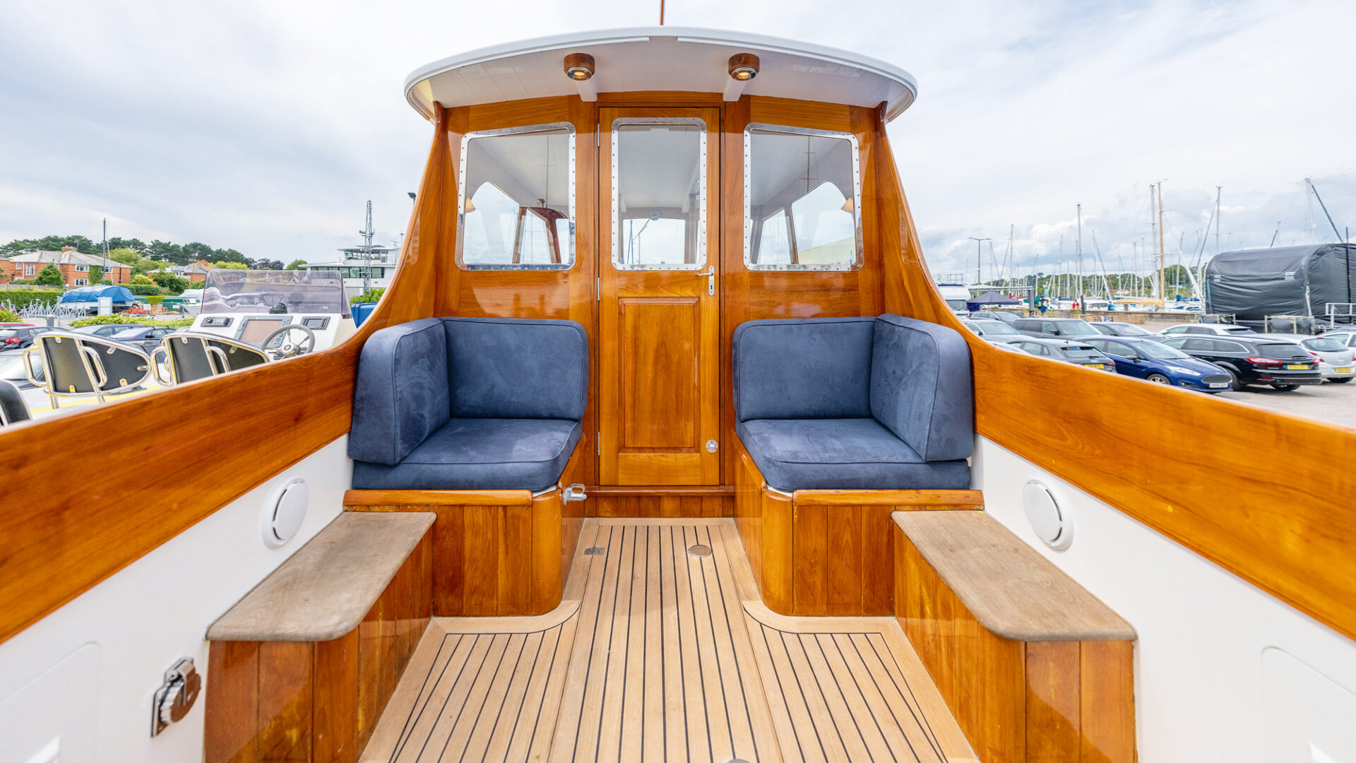 Used Boat Review: Cockwells Custom 32 – A work of maritime art review