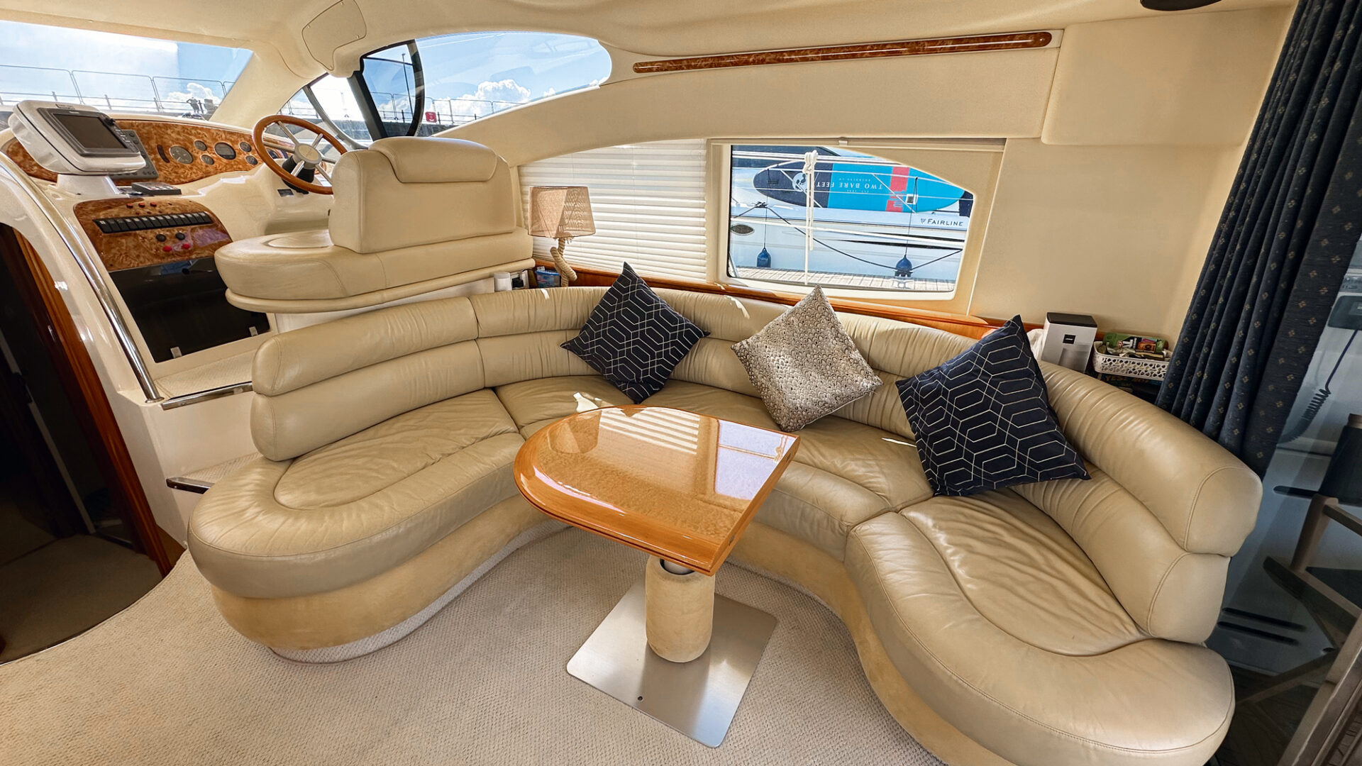 4 of the best 45ft flybridge motor yachts on the market right now ...