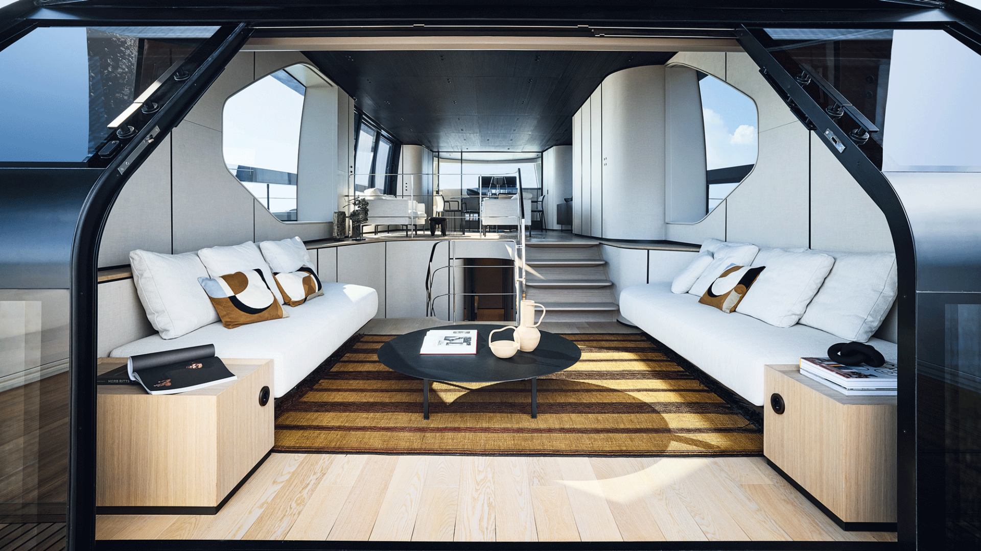 Sanlorenzo SP92: Subtle performance with a €9 million price tag