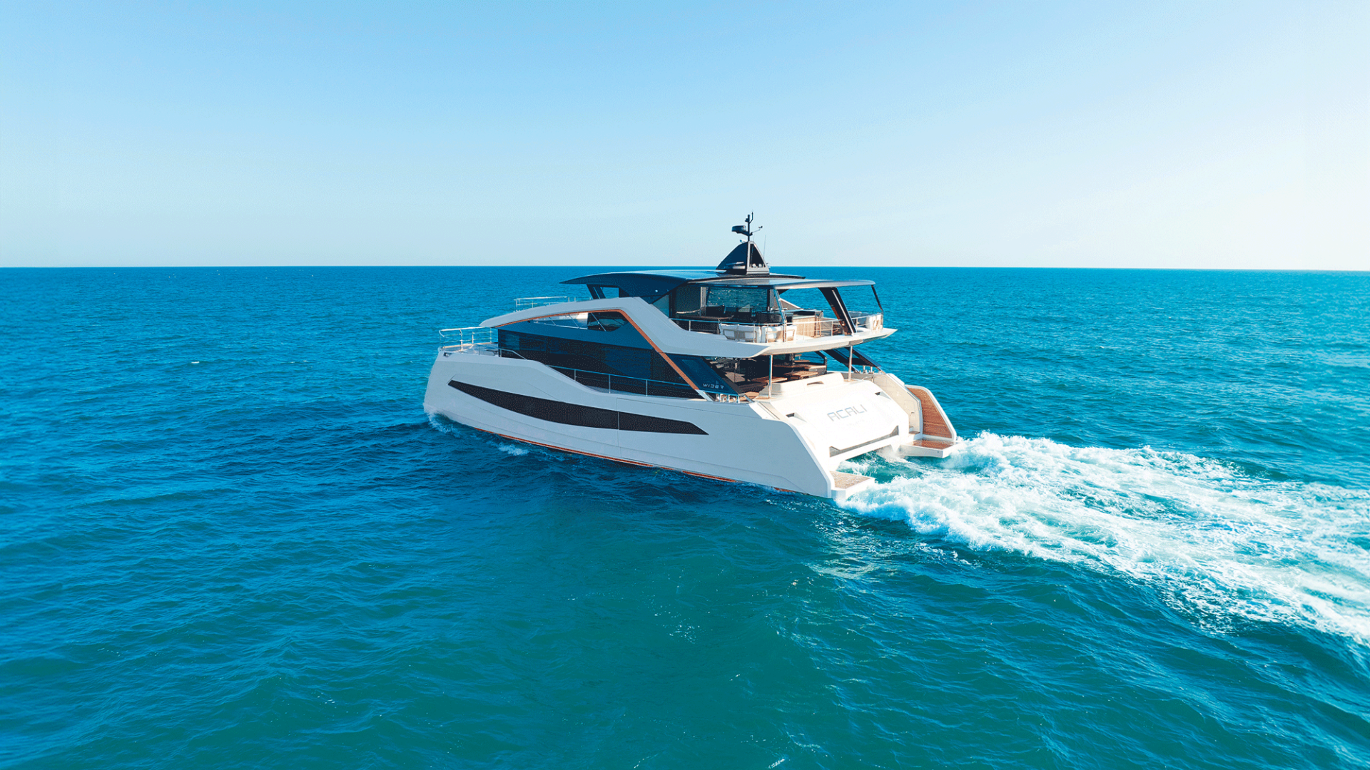 World's coolest boats: Wider 42