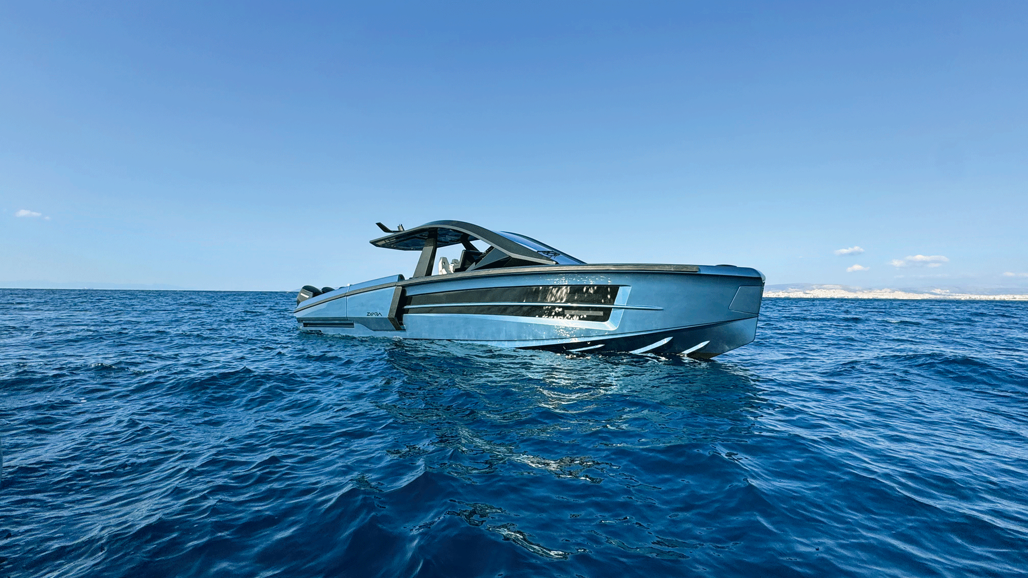 Zyara 44 first look: 74-knots with awe-inspiring looks