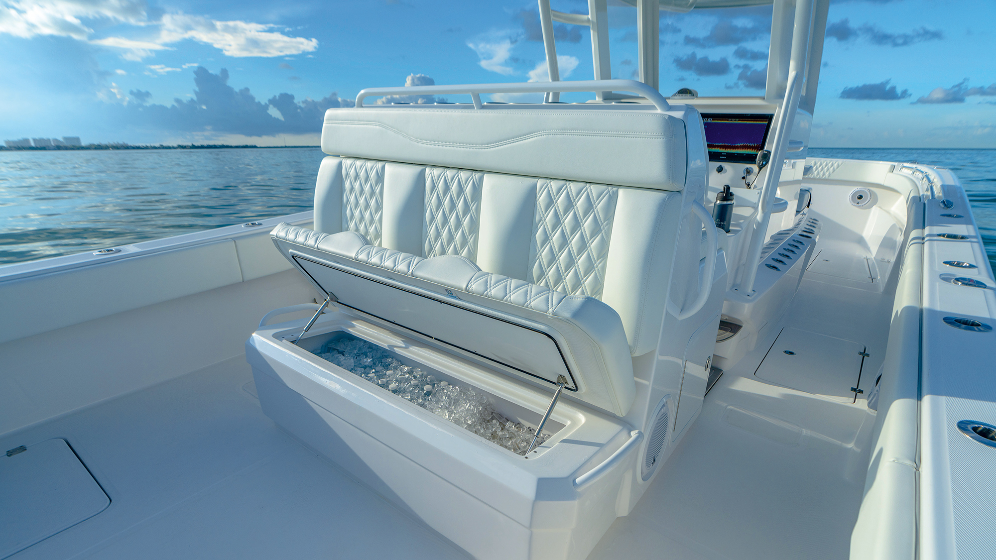 Invincible 33 Catamaran review: All-American offshore sportsfisher that ...