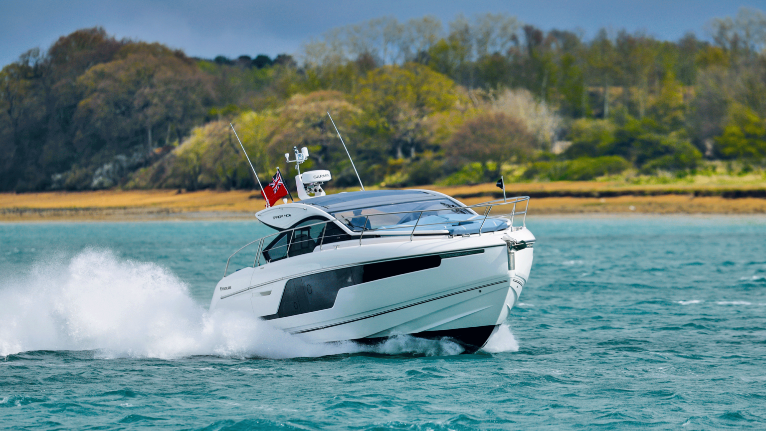 World exclusive: Fairline Sold to New Investors