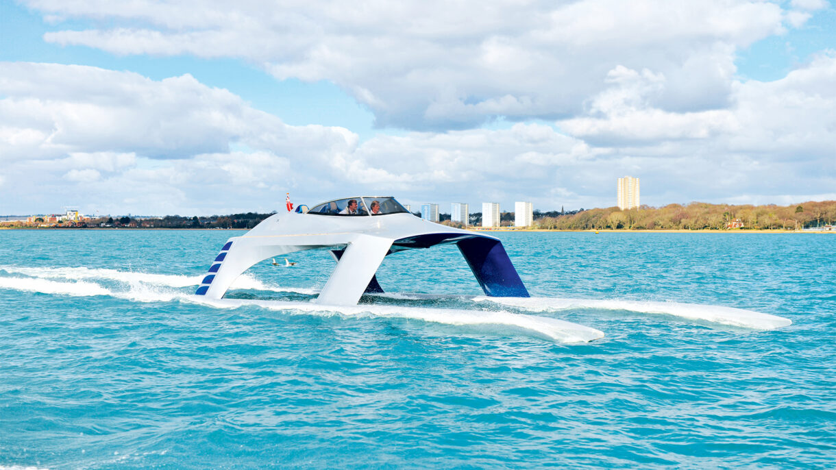 World’s Coolest Boats: Glider SS18 - A Powercat on Stilts!