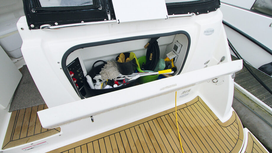 Bayliner 315 Cruiser used boat review: A very capable little boat