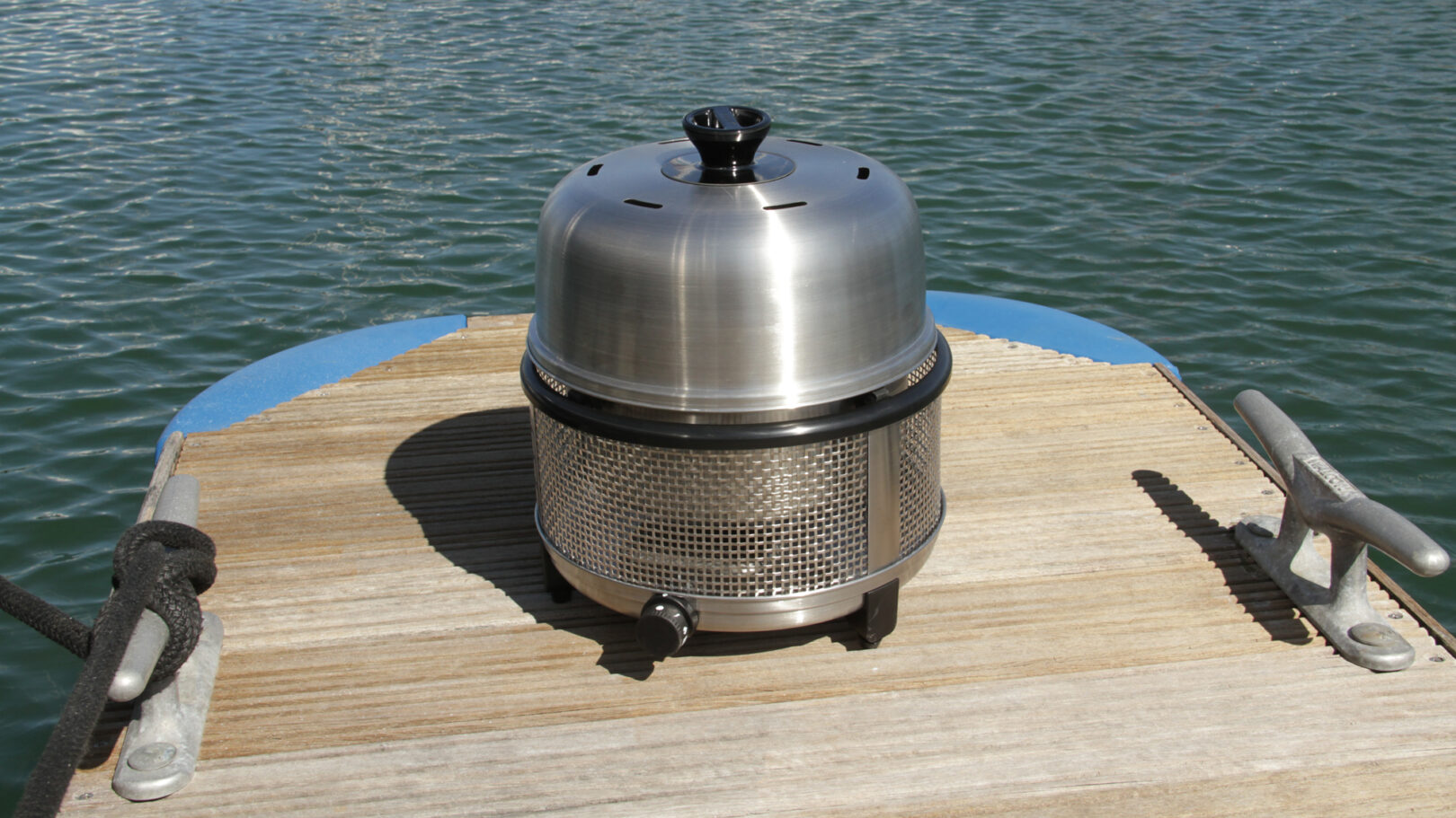 Cobb Premier Gas+ Barbecue Grill Review: 'A brilliant piece of barbecue ...
