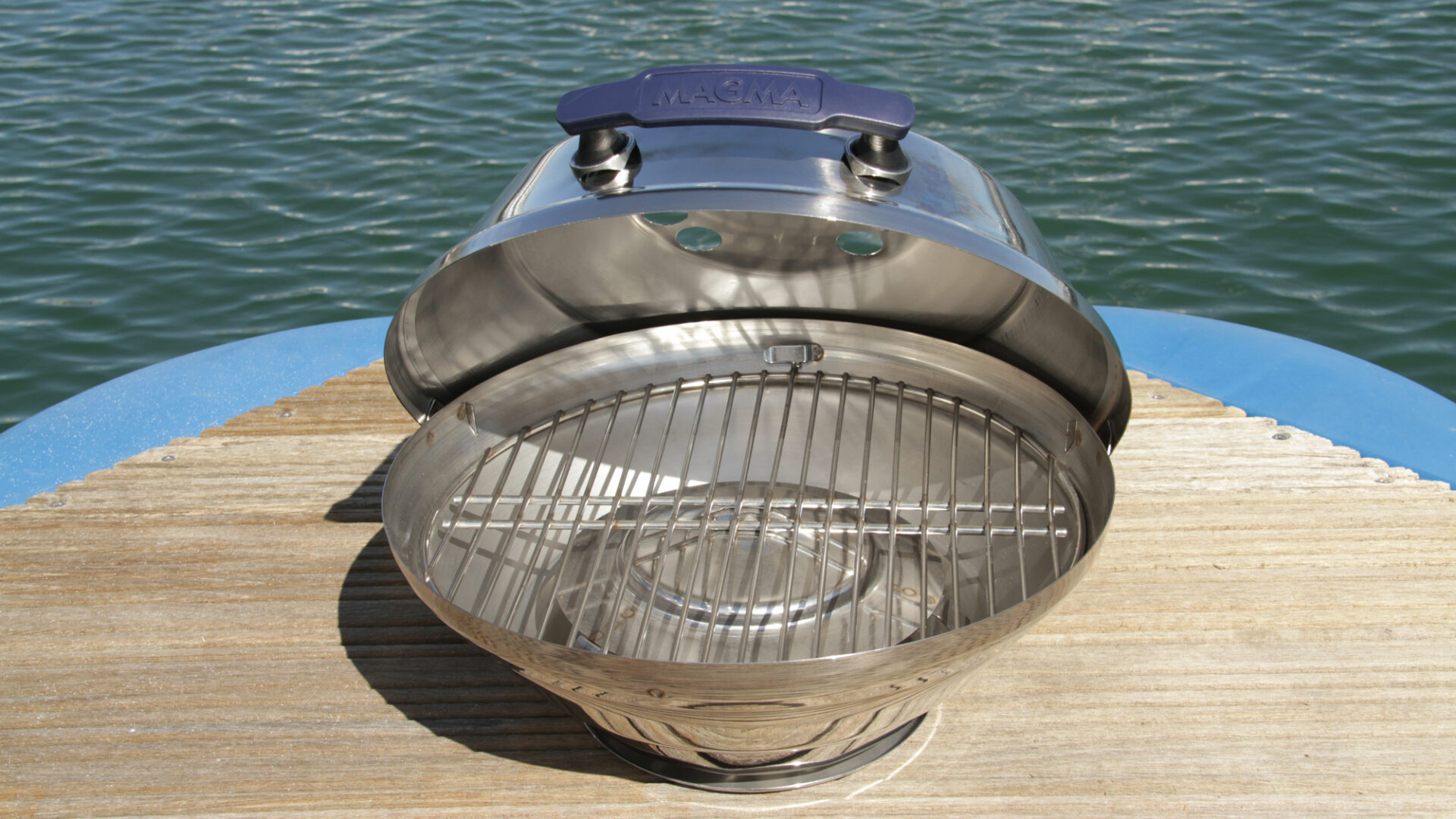 Magma Marine Kettle Barbecue Grill Review: 'Does everything it says on ...