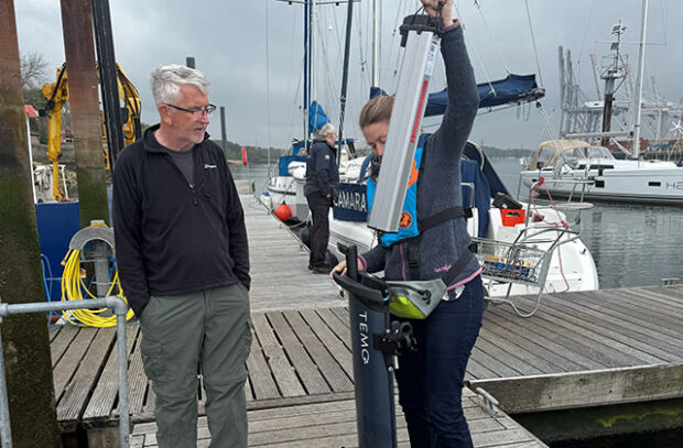 Temo 1000 Electric Outboard Hands-on test review - Motor Boat & Yachting