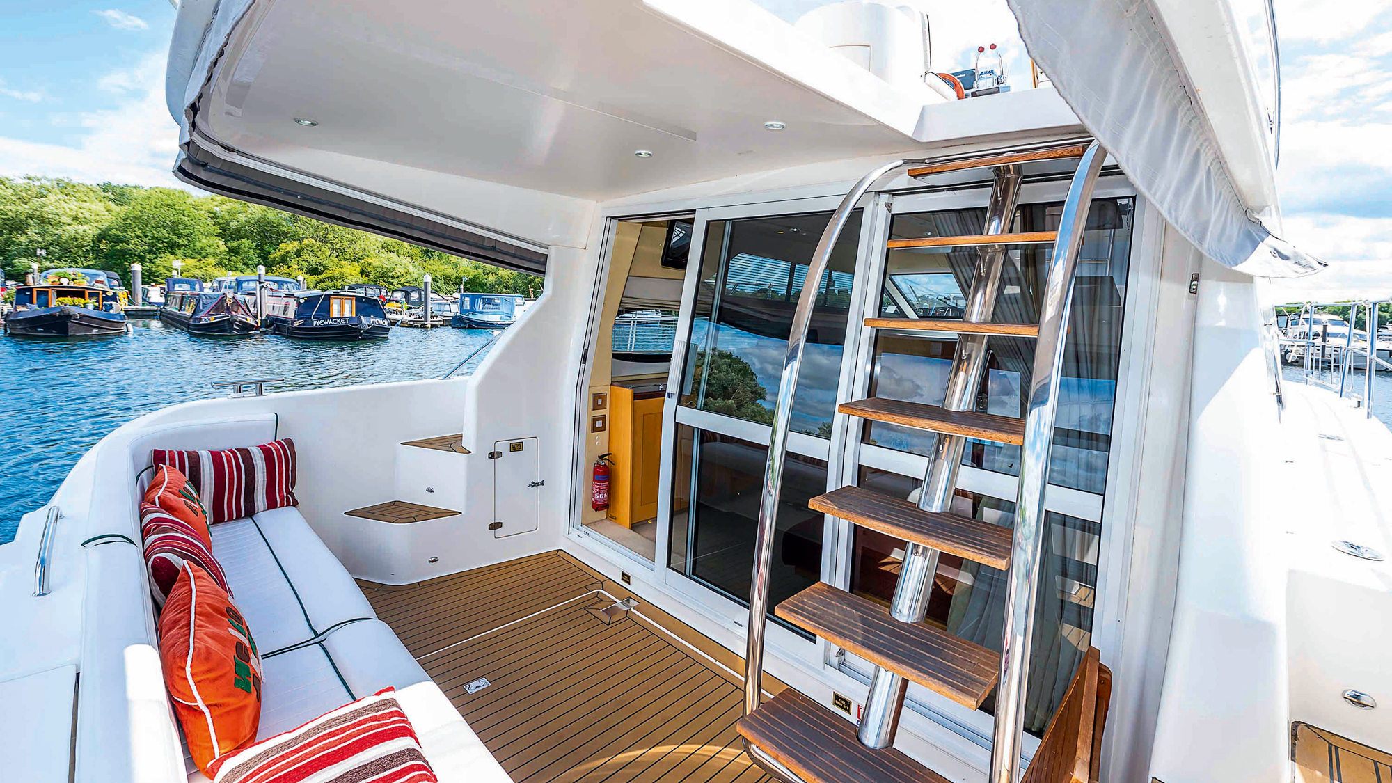 Colvic Sunquest 38 Flybridge used boat review: Old-school excellence