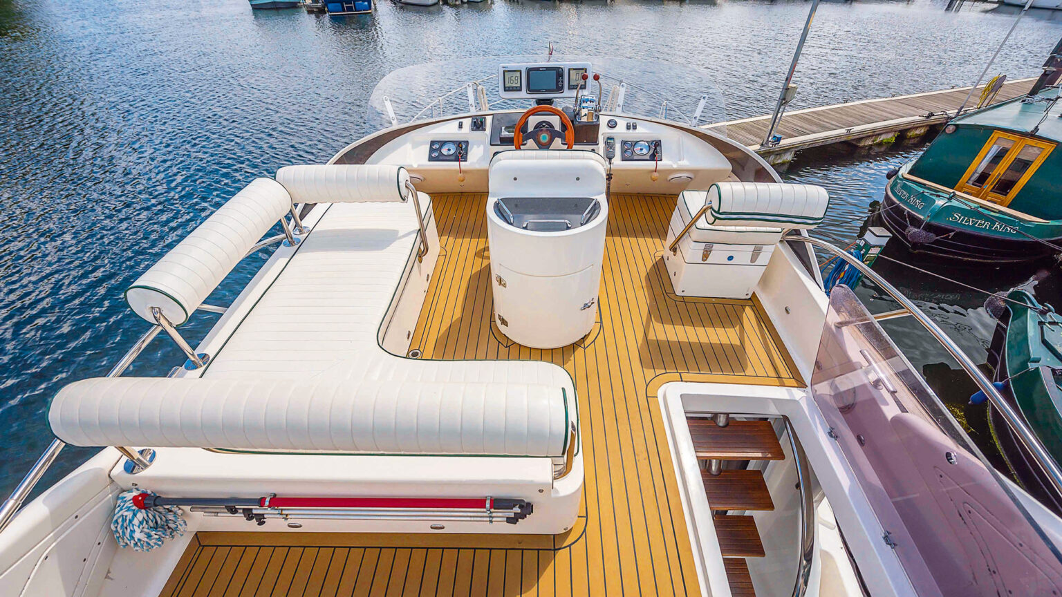 Colvic Sunquest 38 Flybridge used boat review: Old-school excellence