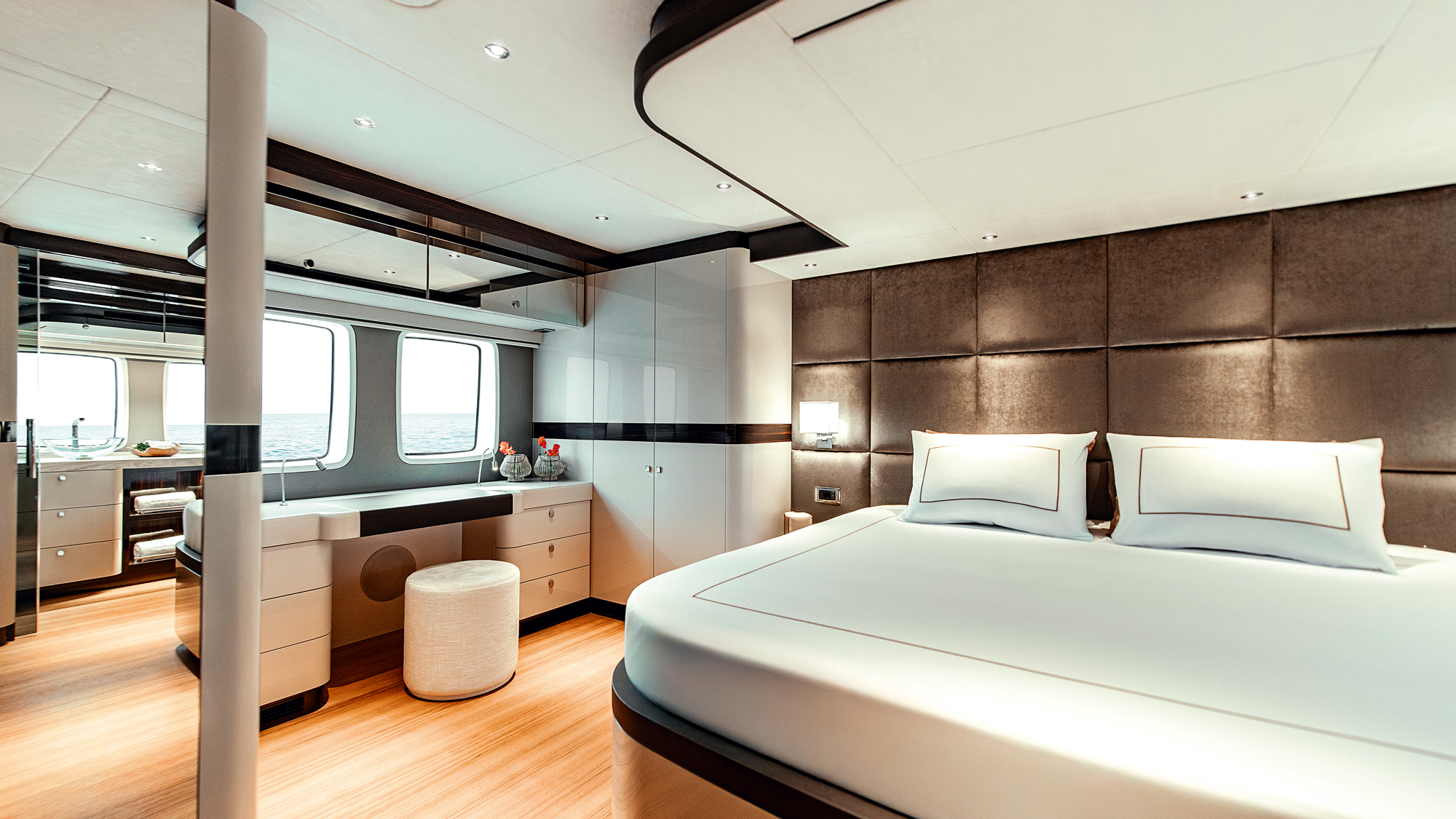 Zeelander Z8 review: New flagship of the ultra-exclusive Zeelander fleet