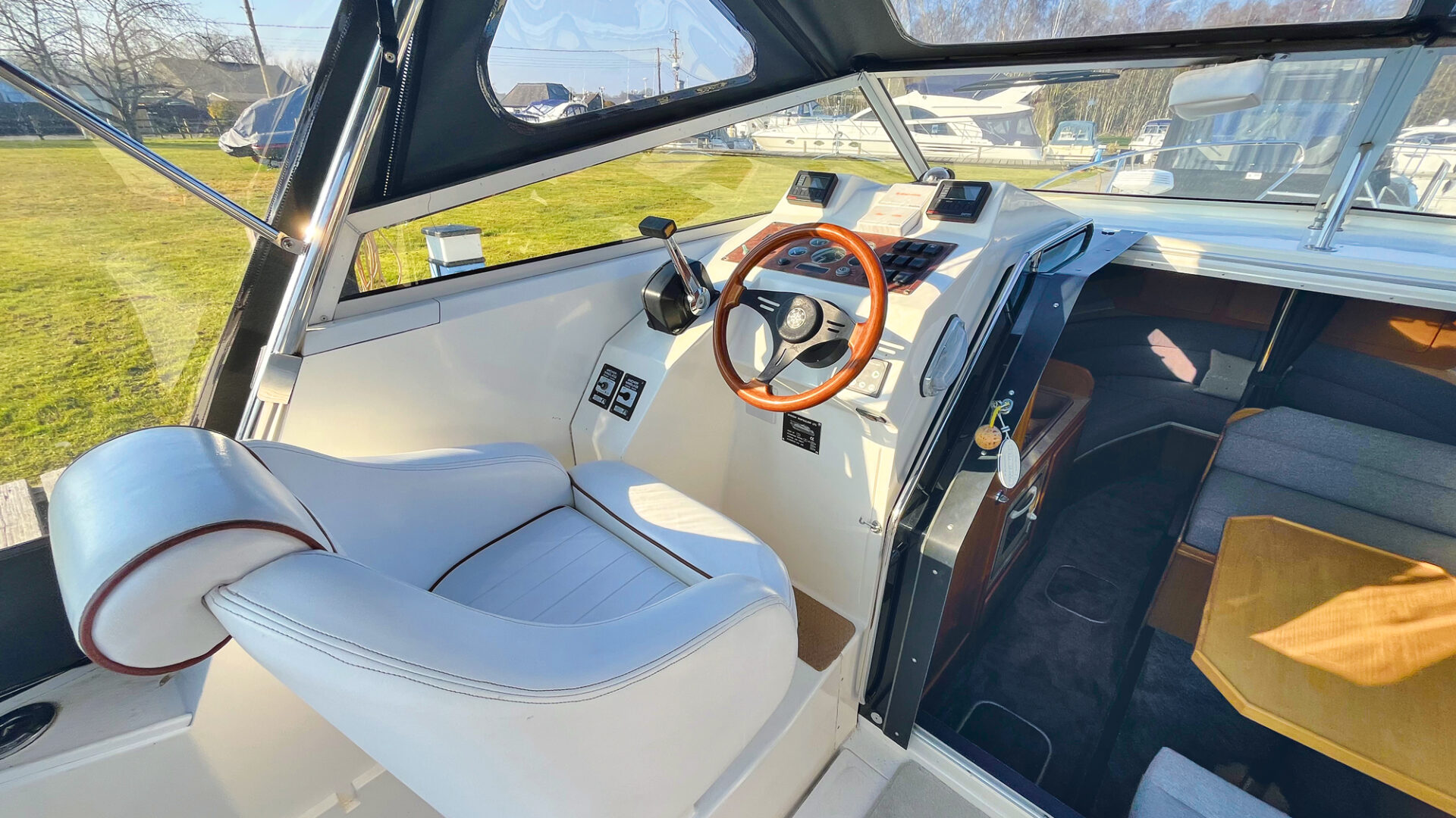 4 of the best 30ft riverboats you can buy right now - Motor Boat & Yachting