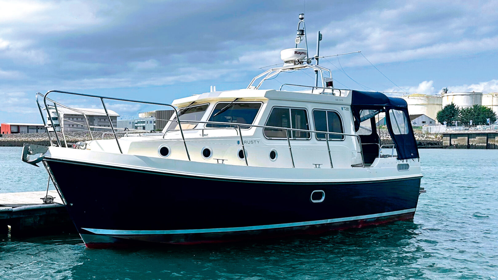 4 of the best 30ft riverboats you can buy right now - Motor Boat & Yachting