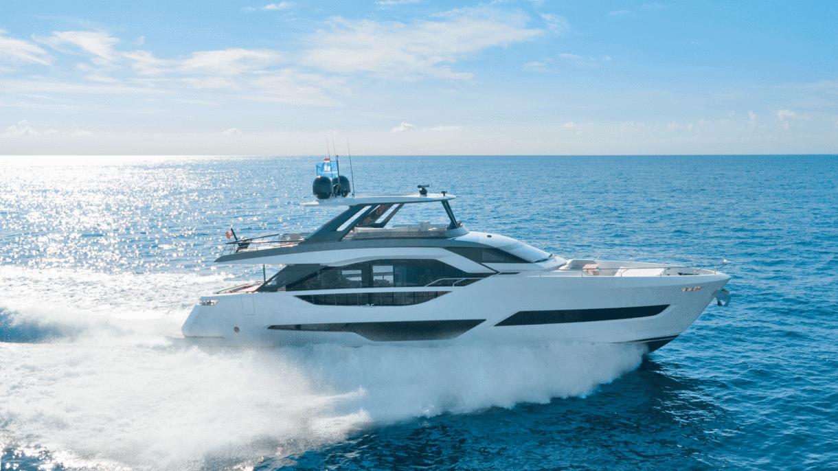 The New Ferretti 800 Flybridge Completes a Range Renewal Started Back ...