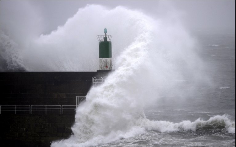 100mph winds smash west coast of France - Practical Boat Owner