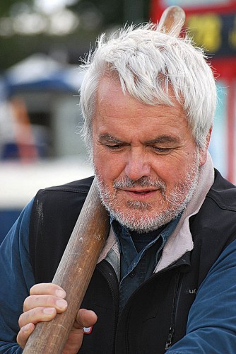 Sculling over the stern - Practical Boat Owner
